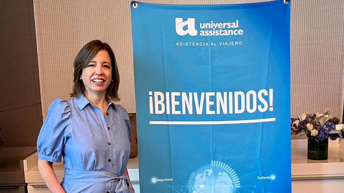 Universal Assistance incorpora ChatGPT para tips de viaje