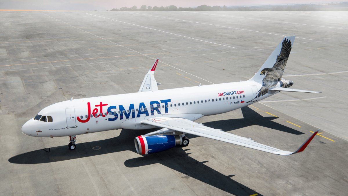 JetSMART inicia certificación para operar vuelos nacionales