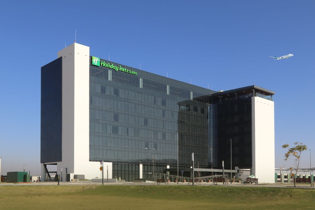 AIFA: IHG abrió un hotel Holiday Inn en el aeropuerto