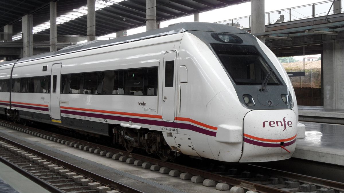 Renfe: cómo conseguir el abono gratis en Cercanías y Media Distancia