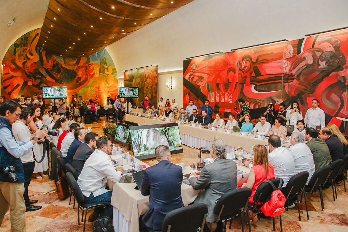 Sectur presenta la nueva plataforma del Registro Nacional de Turismo ante miembros de Asetur