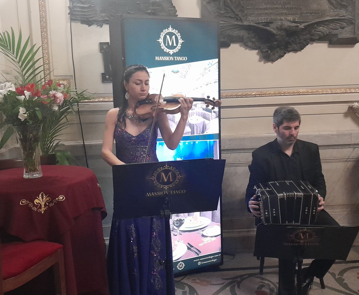 Mansión Tango celebró su primer aniversario a puro 2x4