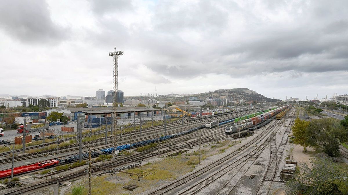 Adif reactiva su plan de prevención contra incendios en las vías de tren