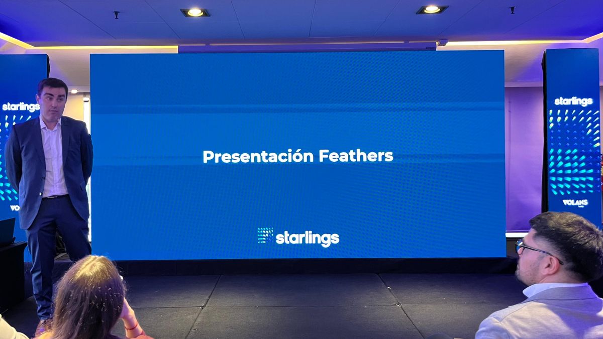 Starlings lanzó Feathers, su nueva herramienta que integra vuelos y hotelería